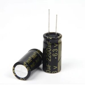 Comprendre la polarité des condensateurs : un concept crucial en ...